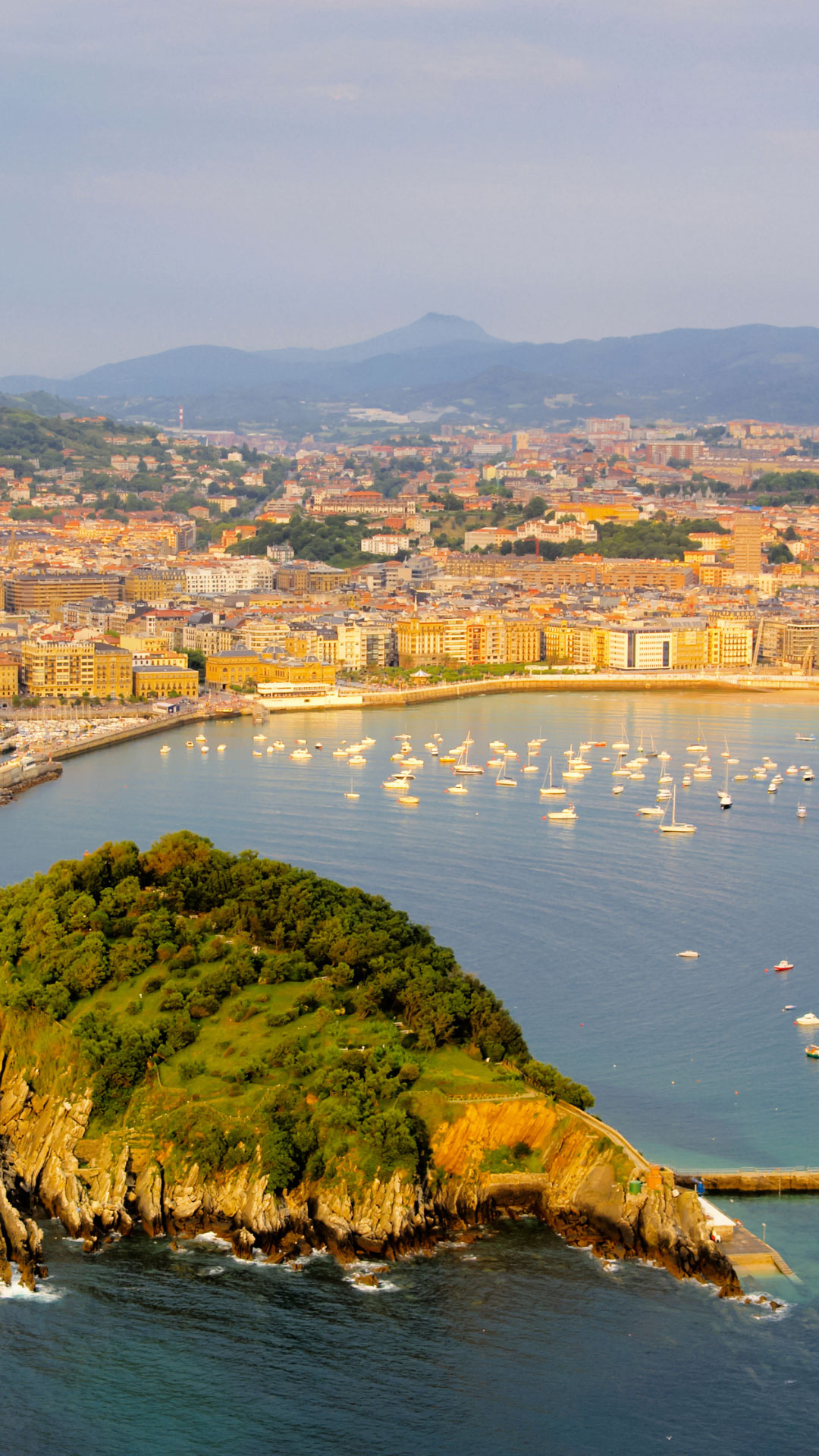 Teach English in Spain: The Essential Guide for TEFL Teachers